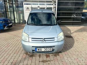 Zils Citroen Berlingo 2005 Rīga, ar dzinēja tilpumu 1.90 L un nobraukumu 182 tūkst. km par 1100 €, foto 3 vietnē AUTOMOTO.COM.LV