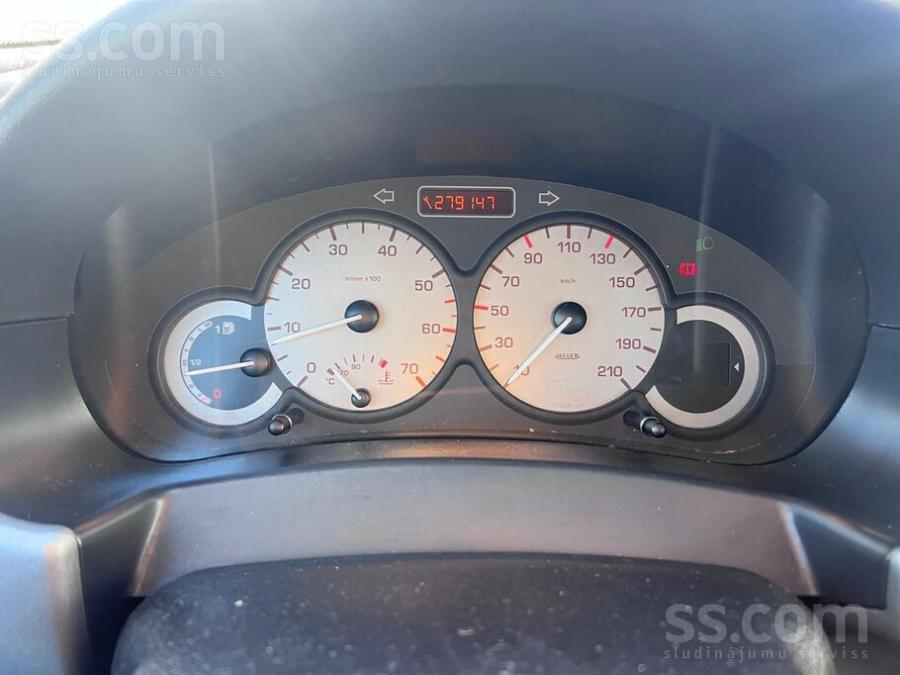 Blue Citroen Berlingo 2007 in Riga, with an engine capacity of 1.60 L and mileage of 279 thousand km for 2200 €, photo 7 on AUTOMOTO.COM.LV