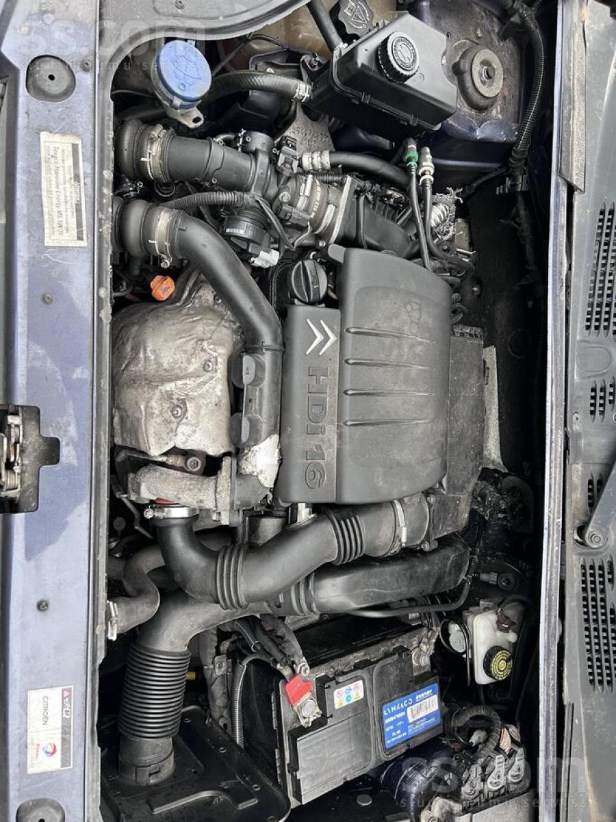 Blue Citroen Berlingo 2007 in Riga, with an engine capacity of 1.60 L and mileage of 279 thousand km for 2200 €, photo 16 on AUTOMOTO.COM.LV