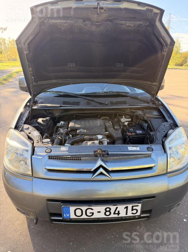 Citroen Berlingo 2007 Jūrmala vietnē Zils Citroen Berlingo 2007 Jūrmala, ar dzinēja tilpumu 1.60 L un nobraukumu 255 tūkst. km par 2650 €, foto 1 vietnē AUTOMOTO.COM.LV