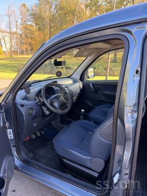 Zils Citroen Berlingo 2007 Jūrmala, ar dzinēja tilpumu 1.60 L un nobraukumu 255 tūkst. km par 2650 €, foto 11 vietnē AUTOMOTO.COM.LV