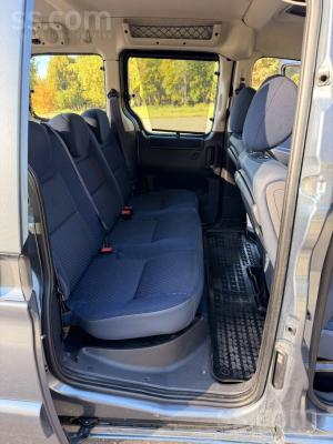 Zils Citroen Berlingo 2007 Jūrmala, ar dzinēja tilpumu 1.60 L un nobraukumu 255 tūkst. km par 2650 €, foto 13 vietnē AUTOMOTO.COM.LV