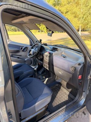 Zils Citroen Berlingo 2007 Jūrmala, ar dzinēja tilpumu 1.60 L un nobraukumu 255 tūkst. km par 2650 €, foto 14 vietnē AUTOMOTO.COM.LV