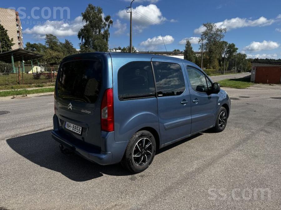 Blue Citroen Berlingo 2008 in Daugavpils, with an engine capacity of 1.60 L and mileage of 295 thousand km for 2900 €, photo 5 on AUTOMOTO.COM.LV