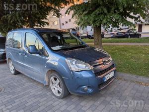 Zils Citroen Berlingo 2010 Jelgava, ar dzinēja tilpumu 1.60 L un nobraukumu 367 tūkst. km par 1300 €, foto  vietnē AUTOMOTO.COM.LV