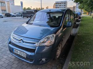 Zils Citroen Berlingo 2010 Jelgava, ar dzinēja tilpumu 1.60 L un nobraukumu 367 tūkst. km par 1300 €, foto 6 vietnē AUTOMOTO.COM.LV