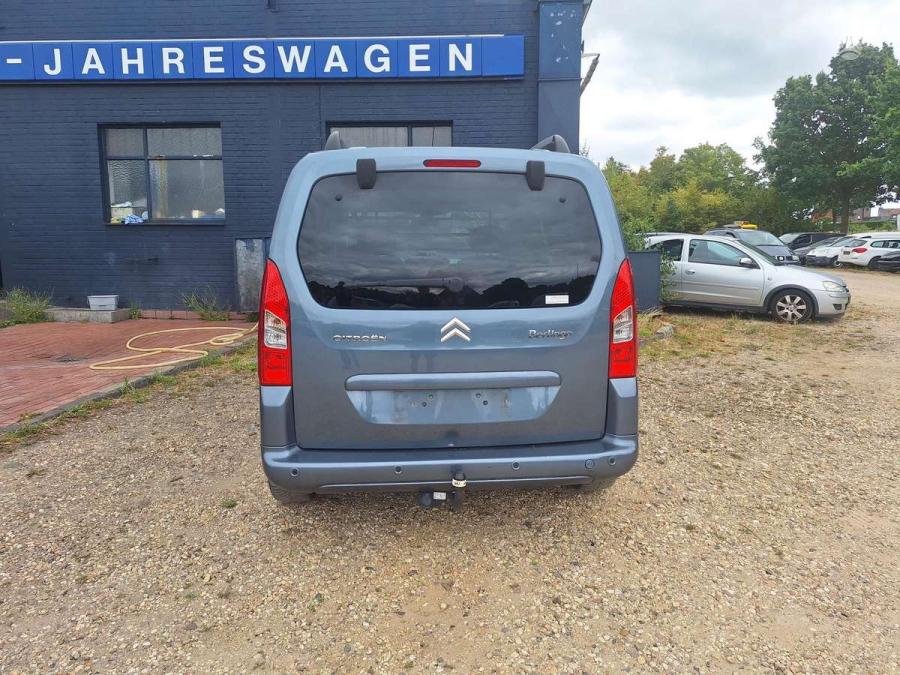 Zils Citroen Berlingo 2010 Jurbarkas, ar dzinēja tilpumu 1.56 L un nobraukumu 232 tūkst. km par 3700 €, foto 6 vietnē AUTOMOTO.COM.LV