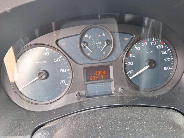 Zils Citroen Berlingo 2010 Jurbarkas, ar dzinēja tilpumu 1.56 L un nobraukumu 232 tūkst. km par 3700 €, foto 9 vietnē AUTOMOTO.COM.LV