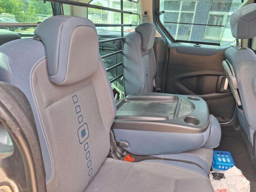 Zils Citroen Berlingo 2010 Jurbarkas, ar dzinēja tilpumu 1.56 L un nobraukumu 232 tūkst. km par 3700 €, foto 12 vietnē AUTOMOTO.COM.LV