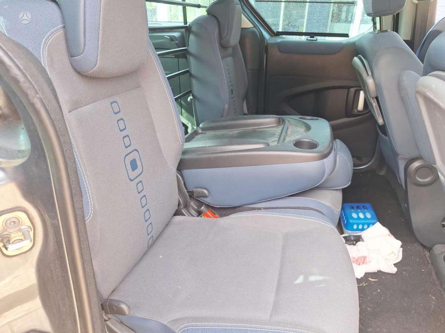Zils Citroen Berlingo 2010 Jurbarkas, ar dzinēja tilpumu 1.56 L un nobraukumu 232 tūkst. km par 3700 €, foto 13 vietnē AUTOMOTO.COM.LV
