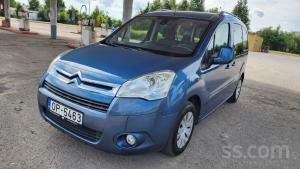 Zils Citroen Berlingo 2011 Ogre, ar dzinēja tilpumu 1.60 L un nobraukumu 272 tūkst. km par 4750 €, foto 3 vietnē AUTOMOTO.COM.LV
