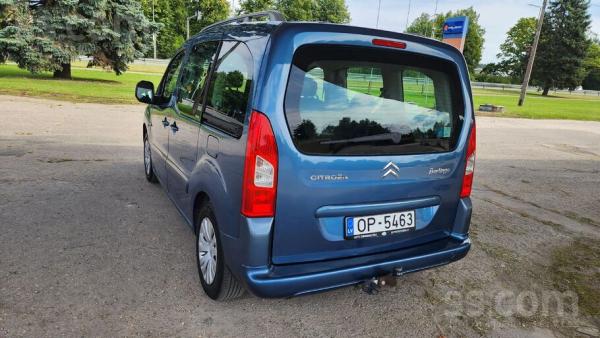 Blue Citroen Berlingo 2011 in Ogre, with an engine capacity of 1.60 L and mileage of 272 thousand km for 4750 €, photo 7 on AUTOMOTO.COM.LV