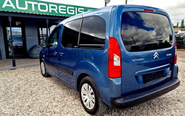 Blue Citroen Berlingo 2011 in Kretinga, with an engine capacity of 1.60 L and mileage of 256 thousand km for 4850 €, photo 6 on AUTOMOTO.COM.LV