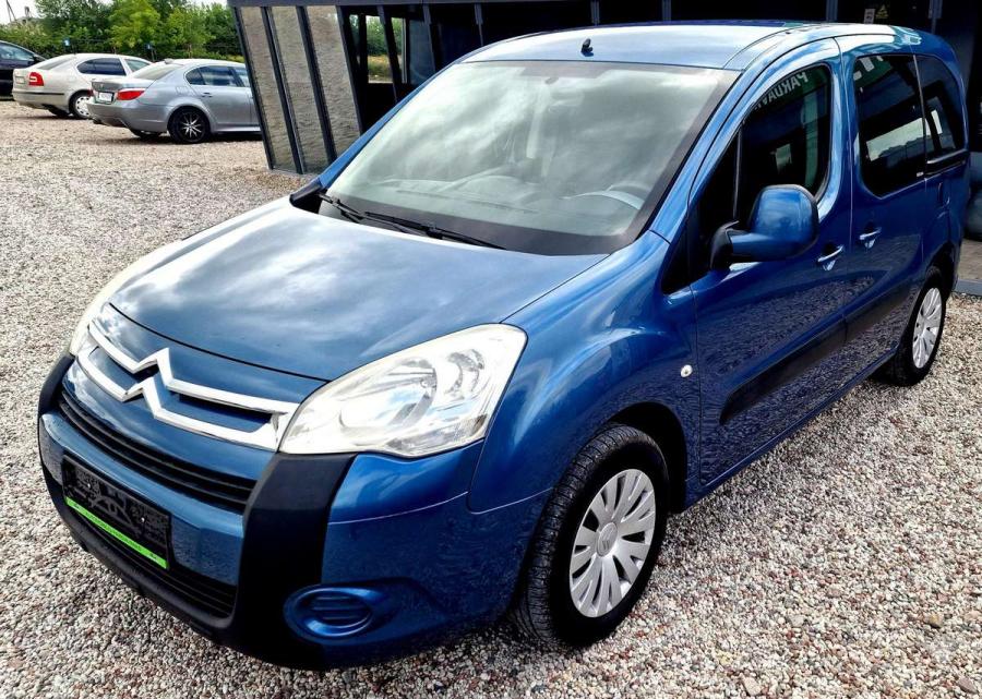 Zils Citroen Berlingo 2011 Kretinga, ar dzinēja tilpumu 1.60 L un nobraukumu 256 tūkst. km par 4850 €, foto 6 vietnē AUTOMOTO.COM.LV