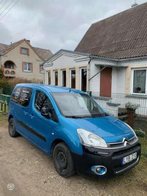 Zils Citroen Berlingo 2012 Kauņa, ar dzinēja tilpumu 1.56 L un nobraukumu 350 tūkst. km par 2500 €, foto 5 vietnē AUTOMOTO.COM.LV