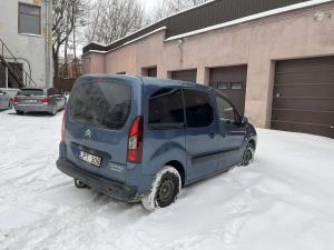 Blue Citroen Berlingo 2012 in Kaunas, with an engine capacity of 0.00 L and mileage of 300 thousand km for 2800 €, photo 4 on AUTOMOTO.COM.LV