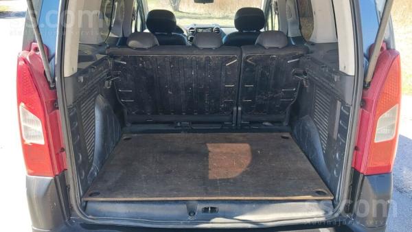 Zils Citroen Berlingo 2012 Alūksne, ar dzinēja tilpumu 1.60 L un nobraukumu 0 tūkst. km par 1990 €, foto 10 vietnē AUTOMOTO.COM.LV