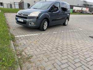 Zils Citroen Berlingo 2012 Kauņa, ar dzinēja tilpumu 1.56 L un nobraukumu 394 tūkst. km par 2600 €, foto 5 vietnē AUTOMOTO.COM.LV