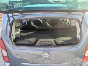 Blue Citroen Berlingo 2017 in Riga, with an engine capacity of 1.20 L and mileage of 212 thousand km for 4499 €, photo 4 on AUTOMOTO.COM.LV