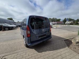 Zils Citroen Berlingo 2017 Marijampole, ar dzinēja tilpumu 1.56 L un nobraukumu 189 tūkst. km par 4990 €, foto 9 vietnē AUTOMOTO.COM.LV
