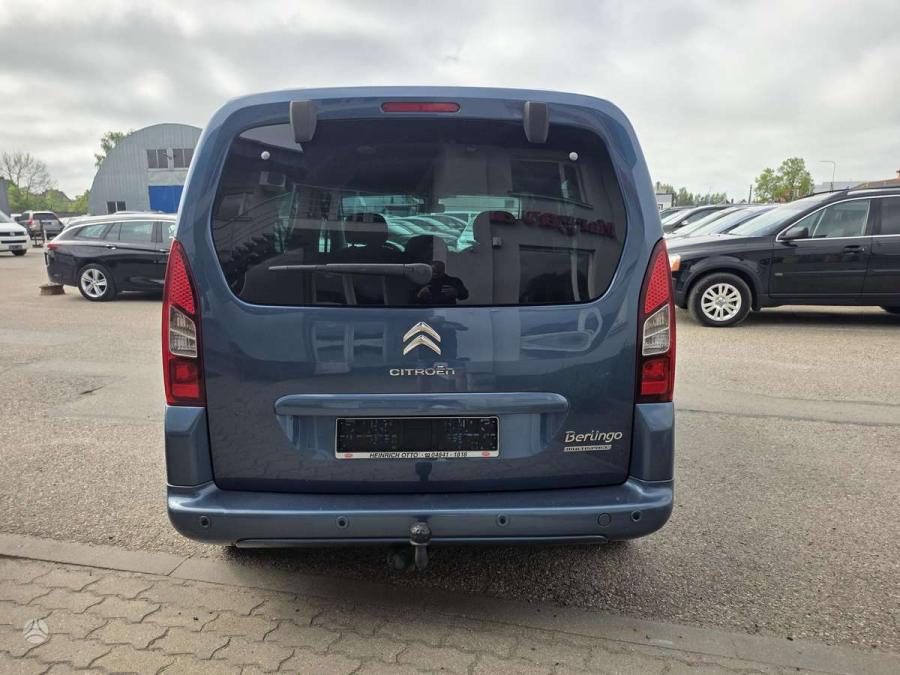 Zils Citroen Berlingo 2017 Marijampole, ar dzinēja tilpumu 1.56 L un nobraukumu 189 tūkst. km par 4990 €, foto 13 vietnē AUTOMOTO.COM.LV