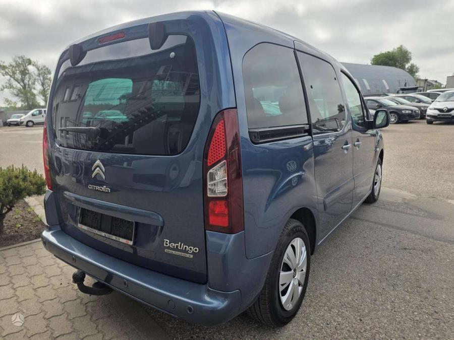 Zils Citroen Berlingo 2017 Marijampole, ar dzinēja tilpumu 1.56 L un nobraukumu 189 tūkst. km par 4990 €, foto 14 vietnē AUTOMOTO.COM.LV