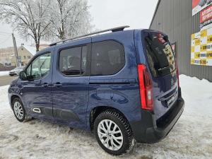 Blue Citroen Berlingo 2018 in Siauliai, with an engine capacity of 1.20 L and mileage of 200 thousand km for 8950 €, photo 4 on AUTOMOTO.COM.LV