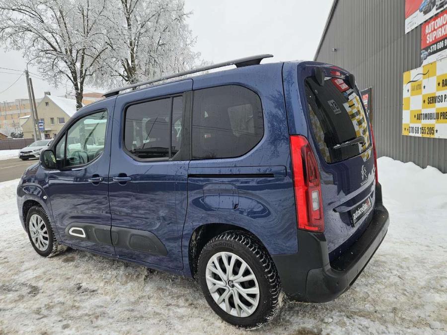 Blue Citroen Berlingo 2018 in Siauliai, with an engine capacity of 1.20 L and mileage of 200 thousand km for 8950 €, photo 4 on AUTOMOTO.COM.LV