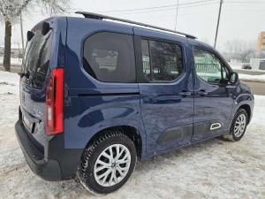 Blue Citroen Berlingo 2018 in Siauliai, with an engine capacity of 1.20 L and mileage of 200 thousand km for 8950 €, photo 7 on AUTOMOTO.COM.LV