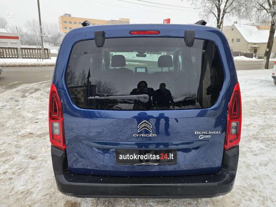 Blue Citroen Berlingo 2018 in Siauliai, with an engine capacity of 1.20 L and mileage of 200 thousand km for 8950 €, photo 10 on AUTOMOTO.COM.LV