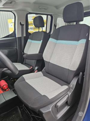 Blue Citroen Berlingo 2018 in Siauliai, with an engine capacity of 1.20 L and mileage of 200 thousand km for 8950 €, photo 14 on AUTOMOTO.COM.LV