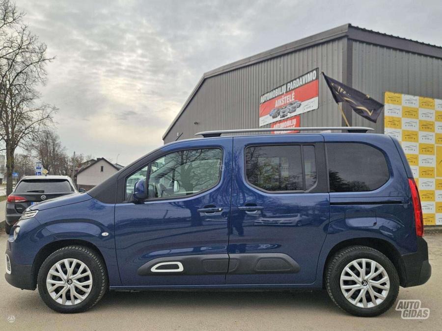 Zils Citroen Berlingo 2018 Šauļi, ar dzinēja tilpumu 1.20 L un nobraukumu 200 tūkst. km par 8450 €, foto 6 vietnē AUTOMOTO.COM.LV