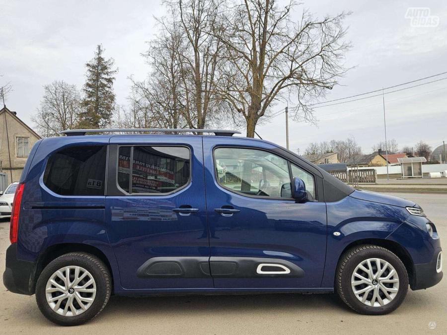 Zils Citroen Berlingo 2018 Šauļi, ar dzinēja tilpumu 1.20 L un nobraukumu 200 tūkst. km par 8450 €, foto 9 vietnē AUTOMOTO.COM.LV