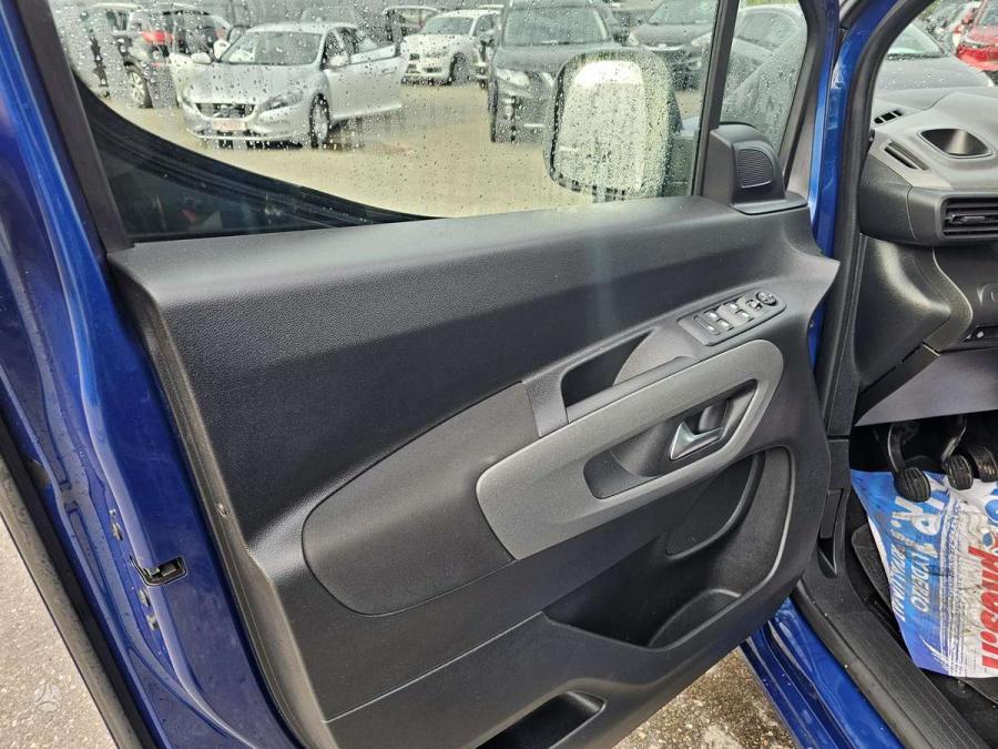 Zils Citroen Berlingo 2019 Ukmergė, ar dzinēja tilpumu 1.50 L un nobraukumu 220 tūkst. km par 8450 €, foto 16 vietnē AUTOMOTO.COM.LV