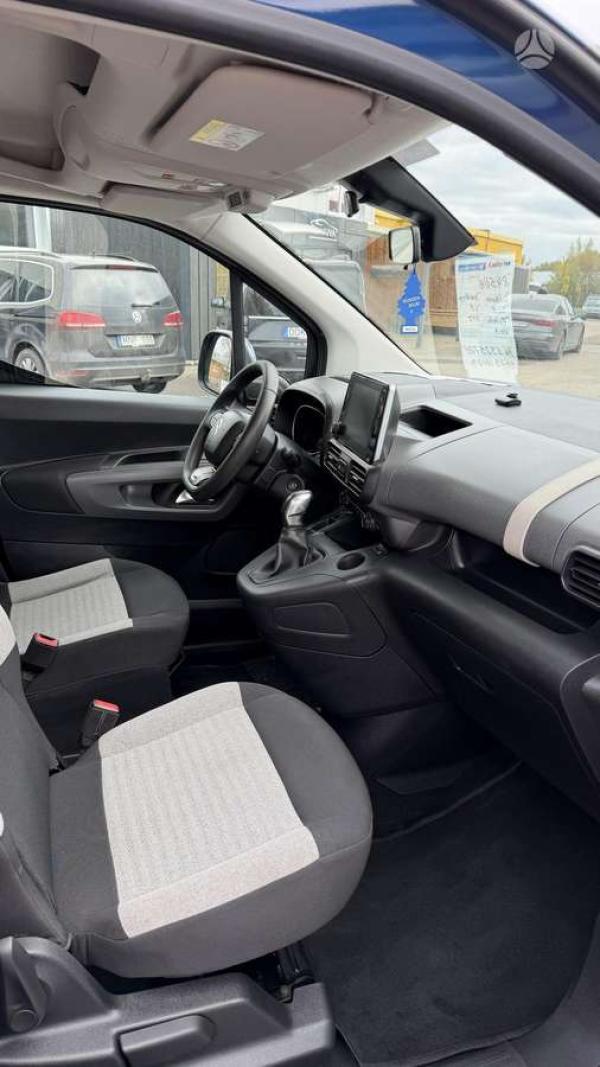 Zils Citroen Berlingo 2019 Ukmergė, ar dzinēja tilpumu 1.50 L un nobraukumu 215 tūkst. km par 7850 €, foto 10 vietnē AUTOMOTO.COM.LV