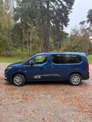 Zils Citroen Berlingo 2020 Rīga, ar dzinēja tilpumu 1.50 L un nobraukumu 144 tūkst. km par 8600 €, foto 3 vietnē AUTOMOTO.COM.LV