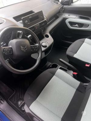 Zils Citroen Berlingo 2021 Kauņa, ar dzinēja tilpumu 1.50 L un nobraukumu 64 tūkst. km par 15500 €, foto 9 vietnē AUTOMOTO.COM.LV