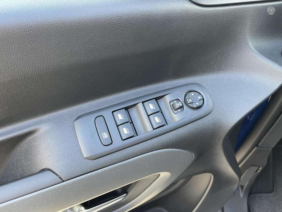 Zils Citroen Berlingo 2021 Klaipėda, ar dzinēja tilpumu 1.20 L un nobraukumu 47 tūkst. km par 9800 €, foto 14 vietnē AUTOMOTO.COM.LV