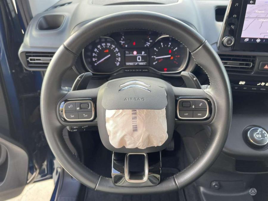 Zils Citroen Berlingo 2021 Klaipėda, ar dzinēja tilpumu 1.20 L un nobraukumu 47 tūkst. km par 9800 €, foto 17 vietnē AUTOMOTO.COM.LV