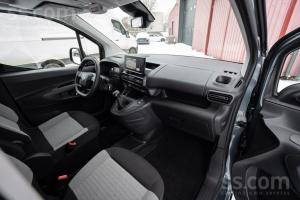 Zils Citroen Berlingo 2024 Kauņa, ar dzinēja tilpumu 1.20 L un nobraukumu 30 tūkst. km par 18997 €, foto 12 vietnē AUTOMOTO.COM.LV