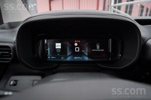 Zils Citroen Berlingo 2024 Kauņa, ar dzinēja tilpumu 1.20 L un nobraukumu 30 tūkst. km par 18997 €, foto 14 vietnē AUTOMOTO.COM.LV
