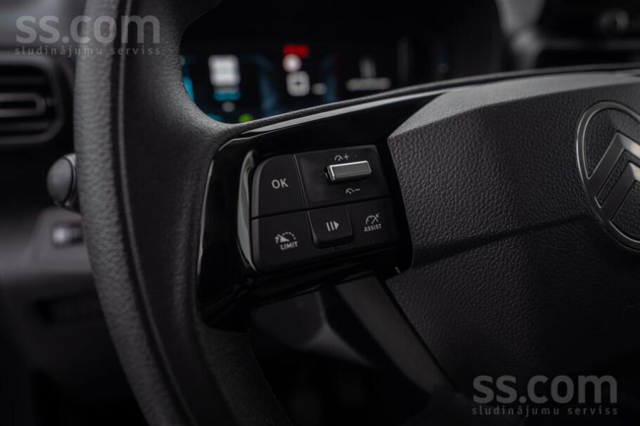 Zils Citroen Berlingo 2024 Kauņa, ar dzinēja tilpumu 1.20 L un nobraukumu 30 tūkst. km par 18997 €, foto 16 vietnē AUTOMOTO.COM.LV