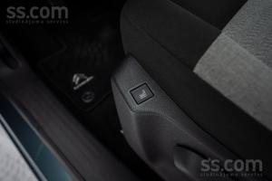 Zils Citroen Berlingo 2024 Kauņa, ar dzinēja tilpumu 1.20 L un nobraukumu 30 tūkst. km par 18997 €, foto 19 vietnē AUTOMOTO.COM.LV
