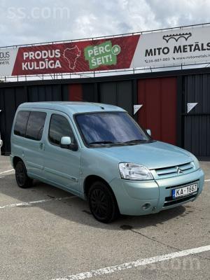 Blue Citroen Berlingo 2003 in Kuldiga, with an engine capacity of 1.60 L and mileage of 265 thousand km for 1500 €, photo 3 on AUTOMOTO.COM.LV