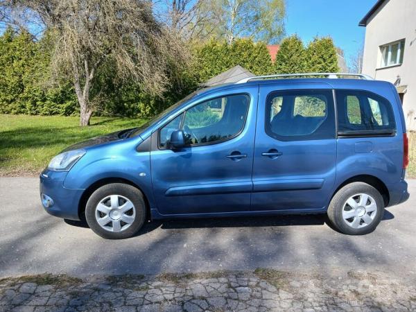 Zils Citroen Berlingo 2013 Ogre, ar dzinēja tilpumu 1.60 L un nobraukumu 0 tūkst. km par 3150 €, foto 6 vietnē AUTOMOTO.COM.LV