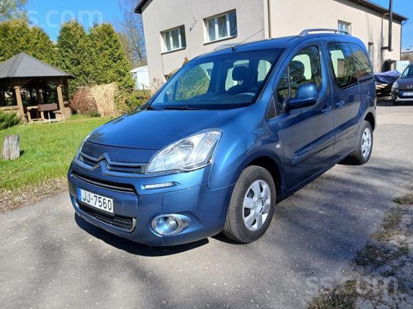 Zils Citroen Berlingo 2013 Ogre, ar dzinēja tilpumu 1.60 L un nobraukumu 0 tūkst. km par 3150 €, foto 4 vietnē AUTOMOTO.COM.LV