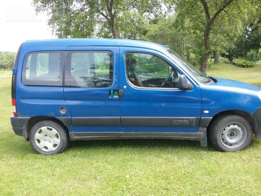 Blue Citroen Berlingo 2006 in Riga, with an engine capacity of 1.60 L and mileage of 365 thousand km for 1500 €, photo 5 on AUTOMOTO.COM.LV