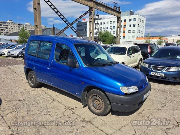 Zils Citroen Berlingo 1998 Tallina, ar dzinēja tilpumu 1.40 L un nobraukumu 296 tūkst. km par 499 €, foto 1 vietnē AUTOMOTO.COM.LV