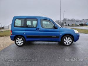 Zils Citroen Berlingo 2007 Paide, ar dzinēja tilpumu 1.60 L un nobraukumu 237 tūkst. km par 2999 €, foto 6 vietnē AUTOMOTO.COM.LV