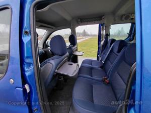 Zils Citroen Berlingo 2007 Paide, ar dzinēja tilpumu 1.60 L un nobraukumu 237 tūkst. km par 2999 €, foto 10 vietnē AUTOMOTO.COM.LV
